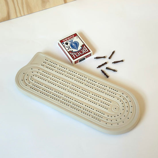 The Cribbage Board – Pigeon Toe Ceramics