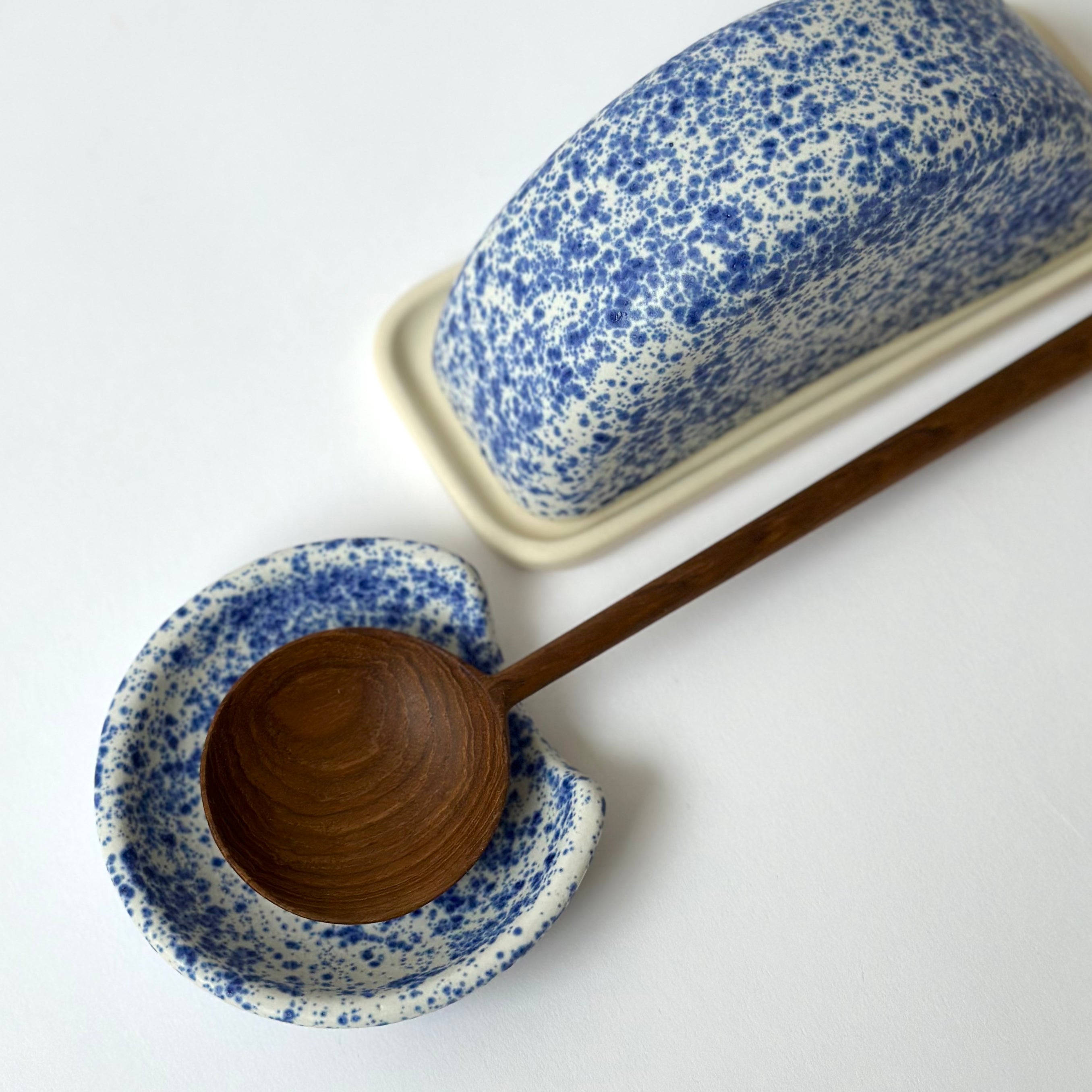 Ceramic Butter Dish (Dimensions: 7x3x3.5") – Pigeon Toe Ceramics